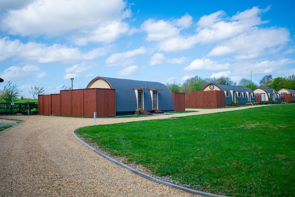 Pod 1 With Countryside View And Hot Tub - Norwich
