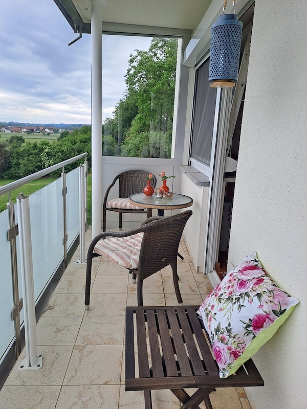 Ruhige Ferienwohnung (50 Qm) Für Bis Zu Zwei Personen Mit Balkon - Lahm
