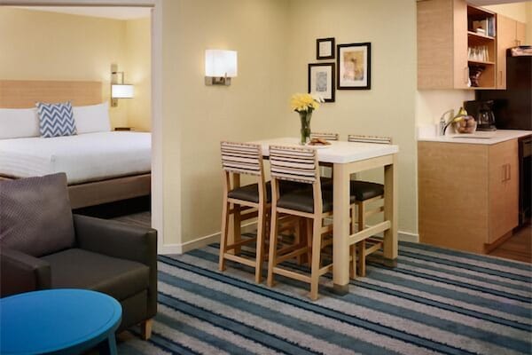 Indulge In Home Like Comfort! Near Van Dyke Wright Park, Pets Are Allowed - Jersey Shore, NJ