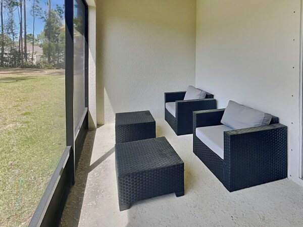 Pet Friendly Home - Screened Porch, Grill And Yard Near Activities! - Palm Coast, FL