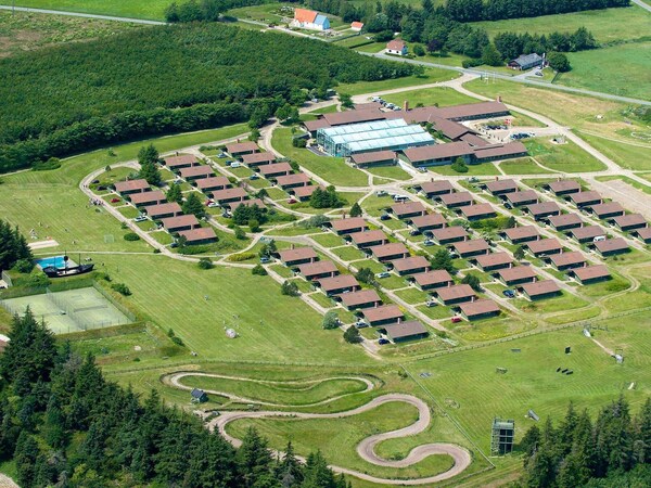 6 Person Holiday Home On A Holiday Park In Hanstholm - Thisted