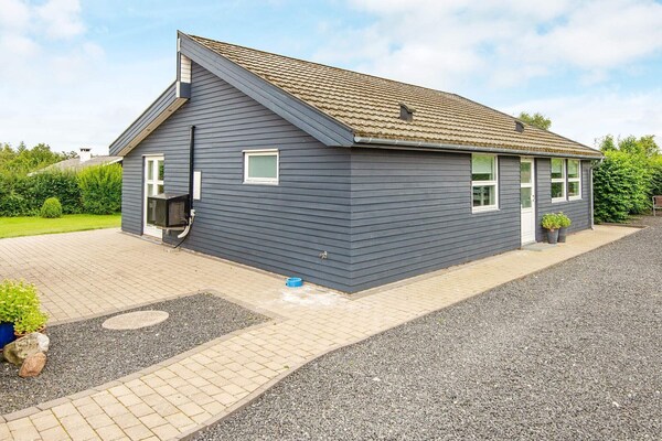 8 Person Holiday Home In Ebeltoft-by Traum - Ebeltoft