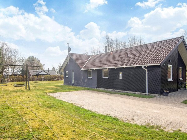 6 Personen Ferienhaus In Oksbøl-by Traum - Henne Kirkeby