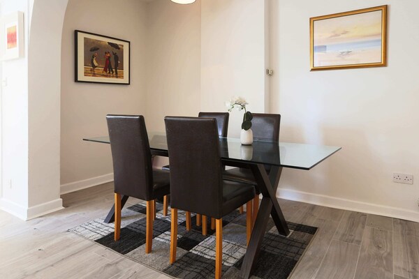 Large 1 Bed Apt, In The Best Location In Dublin! - Dublin