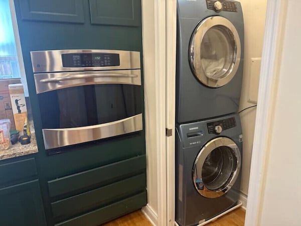 Large Townhouse Near Florida Ave & U Street! - Falls Church