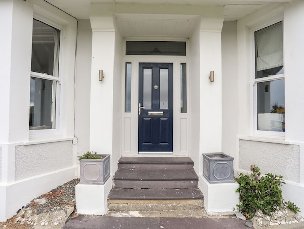 1 Tirionfa, Pet Friendly, Country Holiday Cottage In Trearddur Bay - Trearddur Bay