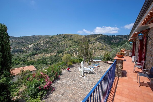 Ferienhaus Für 8 Gäste Mit 140m² In Montecorice (163234) - Castellabate