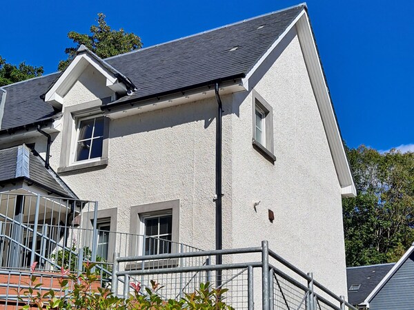 Taigh Geal, Family Friendly, With A Garden In Killin - Killin