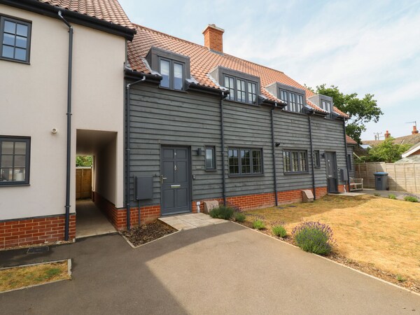 9 Oaks Court, Pet Friendly, Country Holiday Cottage In Aldeburgh - Thorpeness