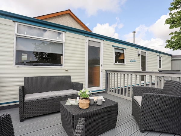 Tyn Clwt, Pet Friendly, With A Garden In Llanrug - Llanberis