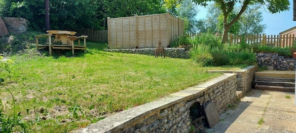 Manor Farm Cottage - Ideal For Families & Groups - Chard