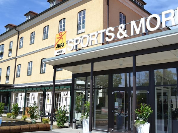 Vierbettzimmer Mit Dusche, Wc - Jufa Hotel Fürstenfeld - Bad Blumau