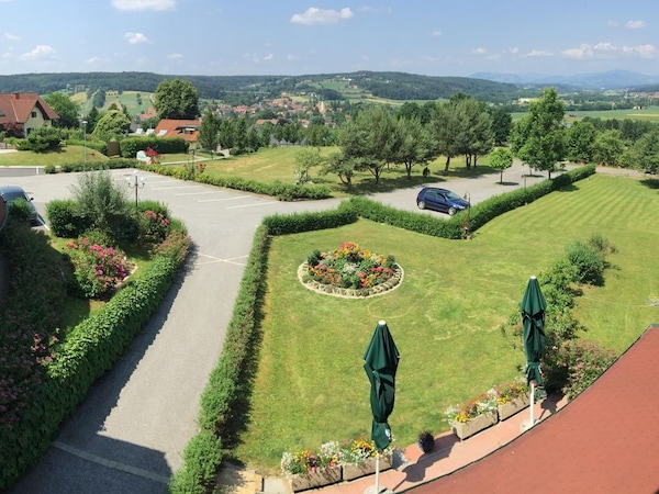 Doppelzimmer - Hotel "Panoramahof" Ziegler - Bad Waltersdorf