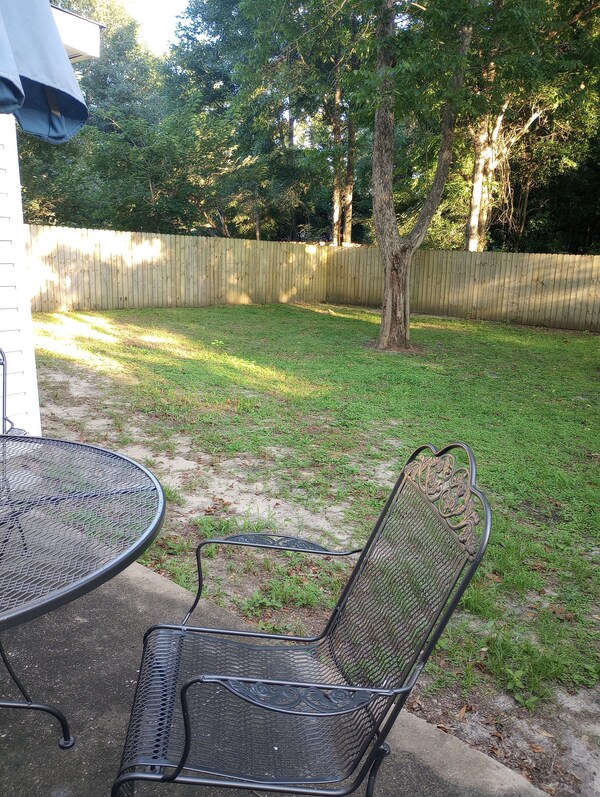 A Cozy Cottage In Florala, Alabama And Just Minutes Away From Lake Jackson. - Alabama