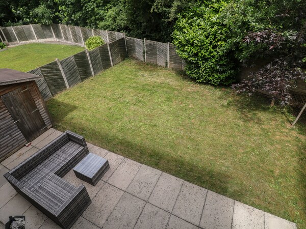 Millhouses Hideaway, Pet Friendly, With A Garden In Sheffield - Sheffield