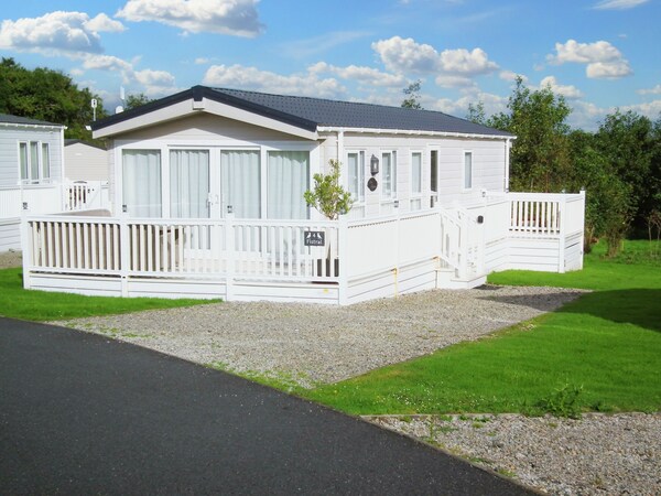 No. 4 Fistral, Family Friendly, With Pool In Crantock - Pentire