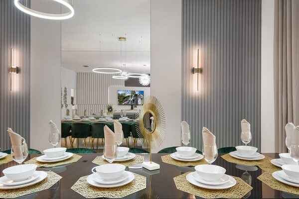 Veranda Palm Resort 12br Pool Spa Villa By Disney - 基西米