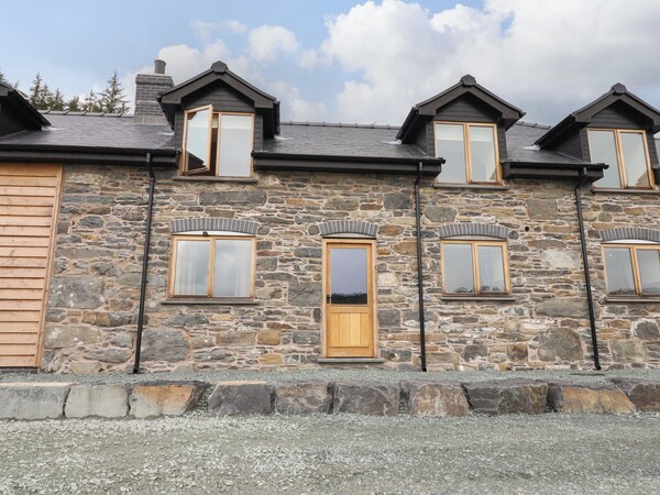 Llety Dewi, Pet Friendly, Character Holiday Cottage In Lake Vyrnwy - Lake Vyrnwy