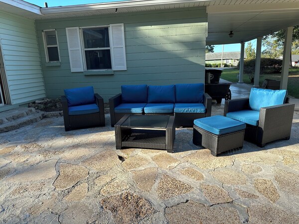 The Fuller House! Charming! Convenient! A Straight Drive To Downtown!! - Havana, FL