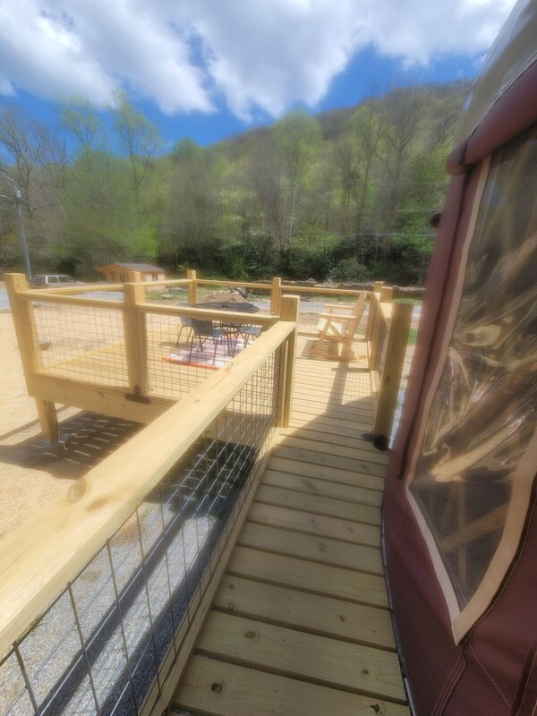 Scarlet Oak, Yurt Village (#20) 2nd Yurt On Right - Maggie Valley, NC