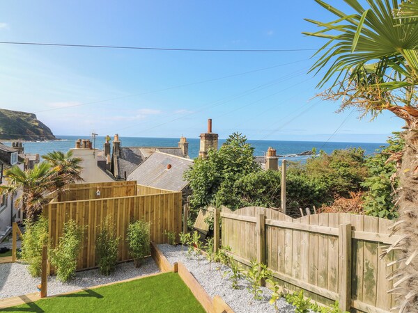 111a Main Street, Pet Friendly, With Hot Tub In Gardenstown - Aberdeenshire