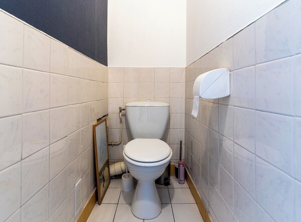 Cocon 2 Chambres Bourg La Reine Avec Parking Et Terrasse - Bail Civil - Antony
