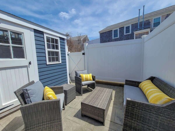 Happy Daze Are Here Again!  Cute Condo By The Bay! - Dennis, MA