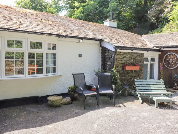 Fell View, Pet Friendly, Character Holiday Cottage In Ambleside - Grasmere