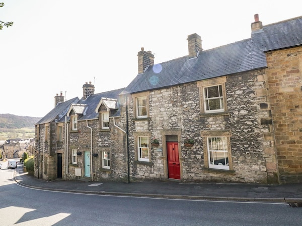 Knoll Cottage, Pet Friendly, With A Garden In Bakewell - Monyash