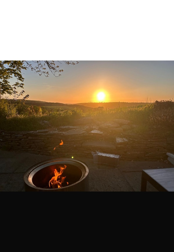 Coombe View Cornwall Holiday Lodge Near Bude. Sea Views. Large Patio Sleeps 5. - Devon