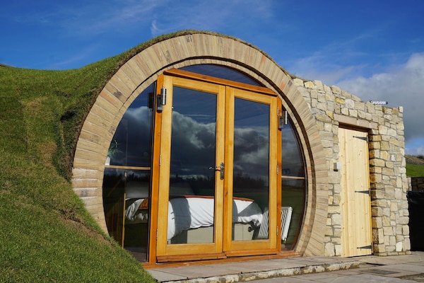 Hares View, Pet Friendly, Character Holiday Cottage In Rhayader - Rhayader