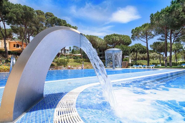 Apartamento Vacacional 4 Partes De Construcción Repartidas En Una Parcela De Pinos - Platja d'Aro