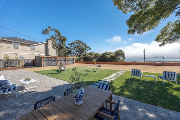 Coastal Estate W/hot Tub, Ocean Views, Walk To Beach, Restaurants & More. - Half Moon Bay, CA