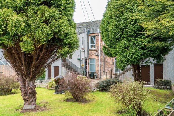 Superior One Bedroom Apartment 174 - Falkirk