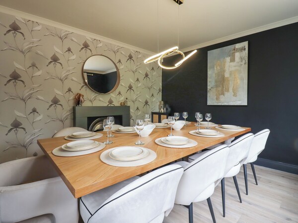 8 Newmarket Road, Pet Friendly, Character Holiday Cottage In Royston - Hertfordshire