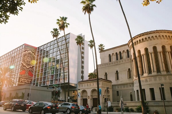 Suite At The Line Hotel Los Angeles, Pet-friendly With Outdoor Pool! - Hollywood, CA