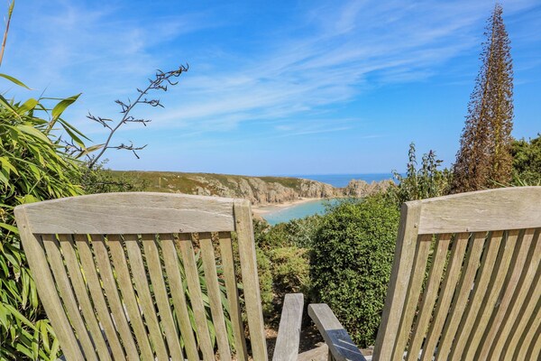 Beachcomber, Family Friendly, Character Holiday Cottage In Sennen - Sennen