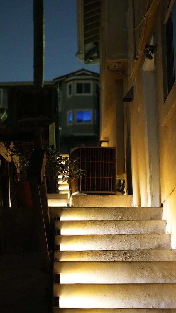 Room W/ Window Near Pasadena & Los Angeles\n - Alhambra, CA