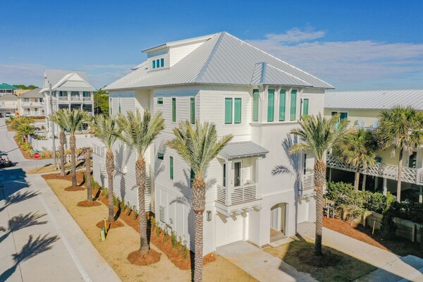 Blue Fin" - Your Ultimate Luxury Retreat! - Rosemary Beach, FL