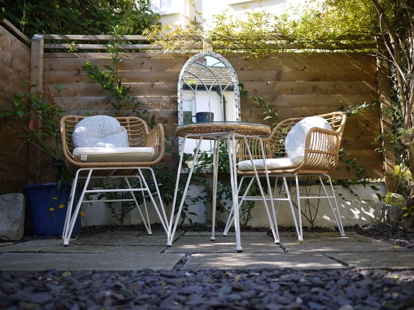 Whiteleaf Cottage, Pet Friendly, With A Garden In Lyme Regis - Lyme Regis