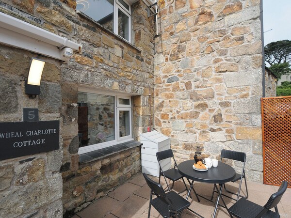 Wheal Charlotte Cottage, Pet Friendly, With A Garden In Goldsithney - Hayle