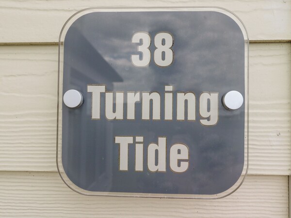 Turning Tide, Pet Friendly, Country Holiday Cottage In Beadnell - Craster