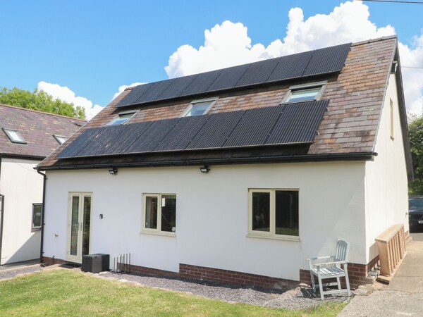 Bodlywydd Fawr - Annexe, Family Friendly, With A Garden In Ruthin - Llangollen