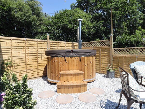 Two Moors Shepherds Hut, Pet Friendly, With Hot Tub In Hittisleigh - Dartmoor Forest