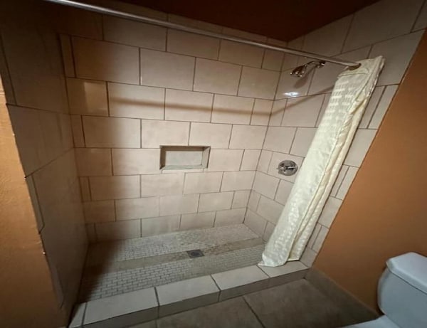 Queen Room With Two Queen Beds- Non Smoking - Apple Valley, CA