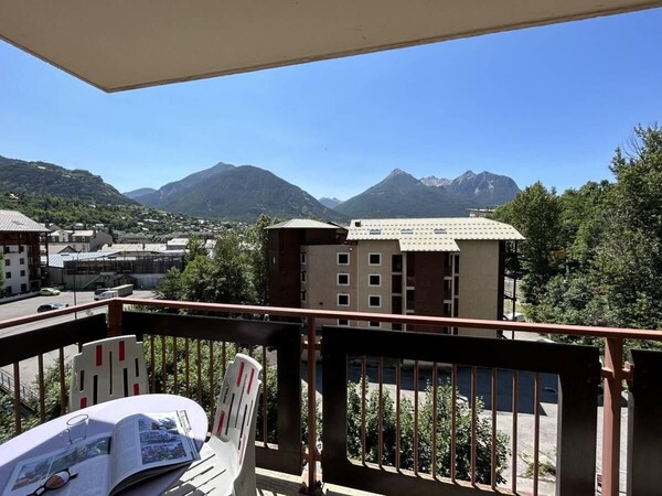 300m De Los Comercios, 5.o Piso, Balcón, Tv, Local Para Esquís, 25m², Serre Chevalier - Briançon