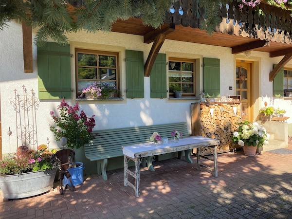 Ferienwohnung Mit 100 Qm, 1 Großes Schlafzimmer, 1 Wohnzimmer, Max. Für 2 Personen - Münstertal/Schwarzwald