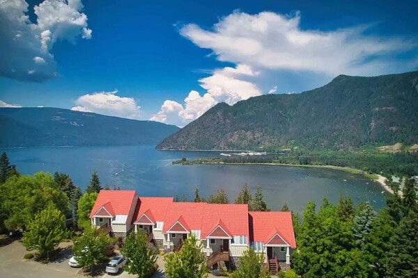Best Views In All Of Sicamous!\n - Sicamous