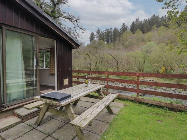 Dogwood Timber Lodge, Pet Friendly, With A Garden In Keswick - Keswick