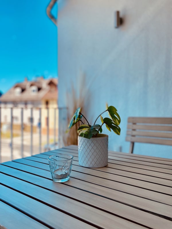 Chapel View Seligenstadt - Central Location - Hanau